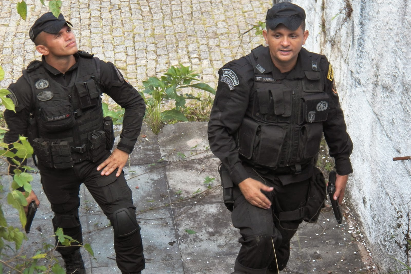 Claucio Mizael Repórter: O BOPE subiu a serra e está em Teresópolis ...