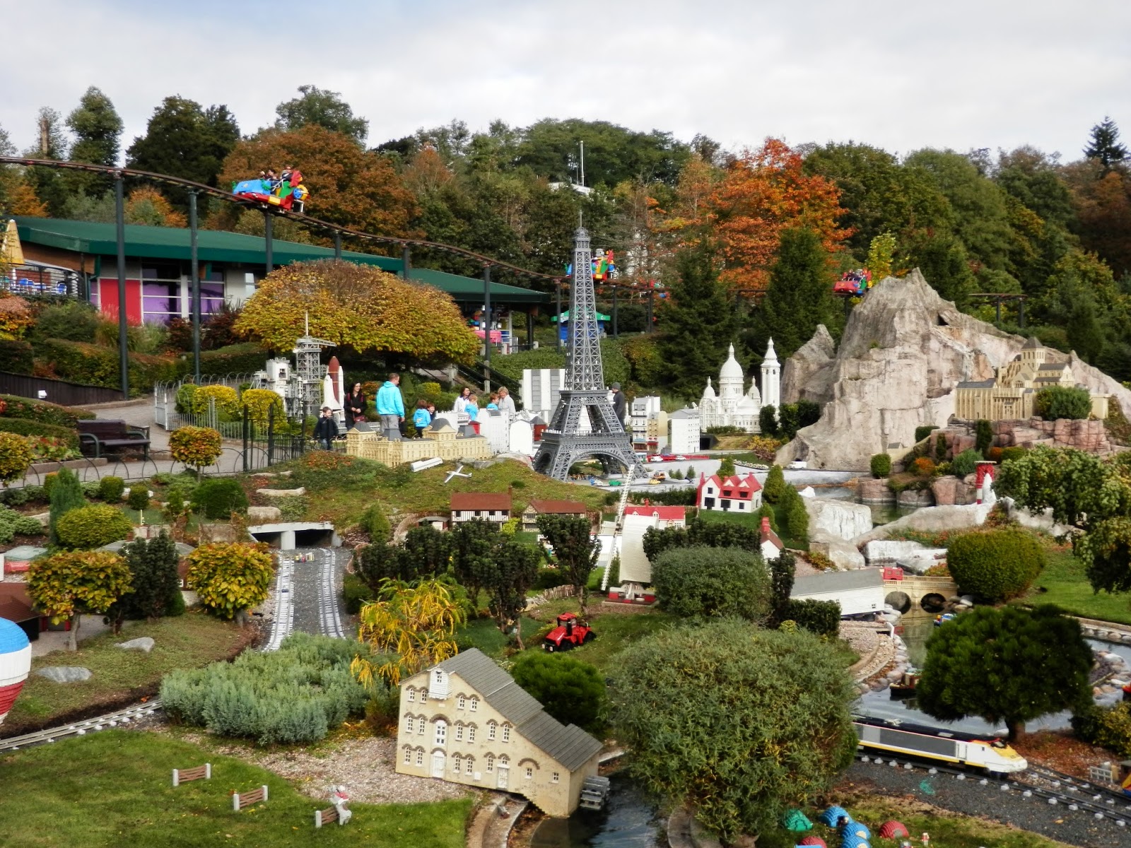 Second Hand Susie: Legoland Windsor, Miniland.