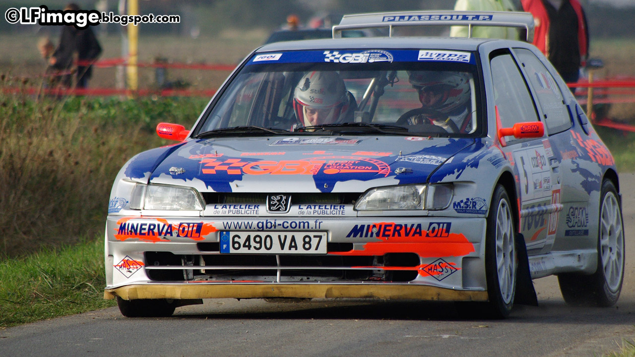 LF image: Peugeot 306 Maxi