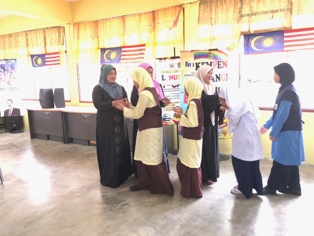 SK FELDA JERANGAU BARAT