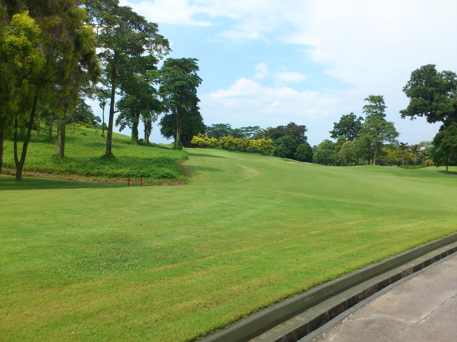 Blazing Sun: Sentosa Golf Club, Serapong Course, some scenery to share