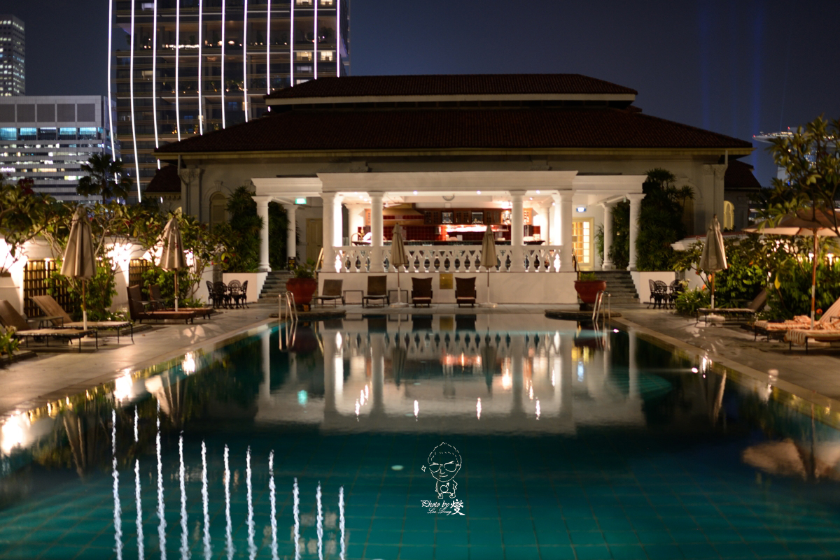 RAFFLES SINGAPORE - 래플스 싱가포르 수영장 - CROW - Gourmet Traveler