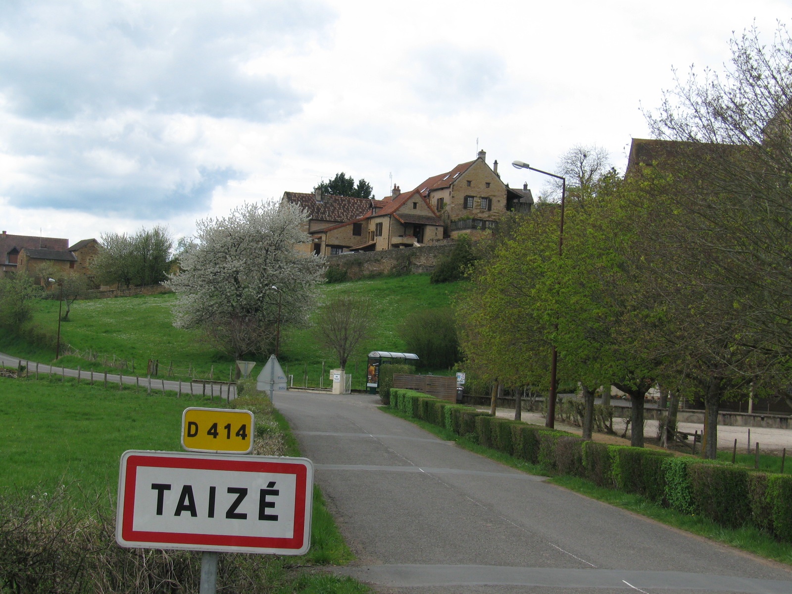 johncarolmunson: Sojourning at the Taize Community