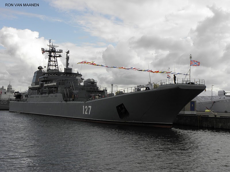 WARSHIPSRESEARCH: Russian large landing ship (ex-BDK-43 1983-2000) RFS ...
