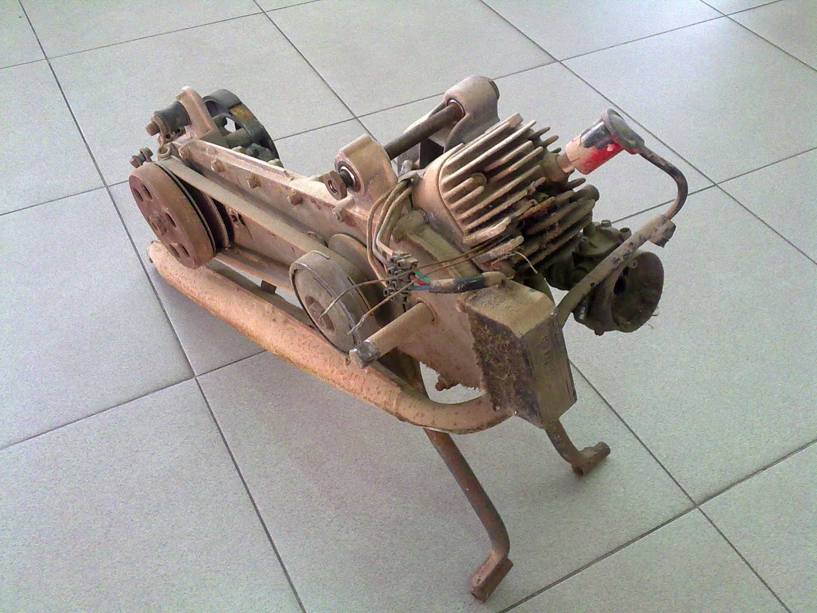 GASS-TERRASSA: Vespino Café Racer