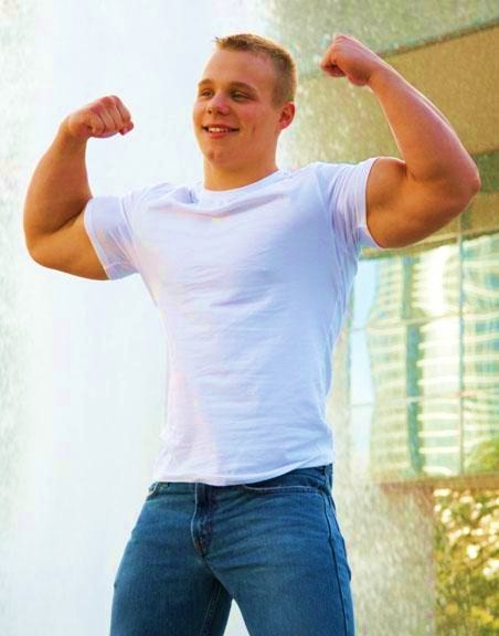 the beauty of male muscle: Eric