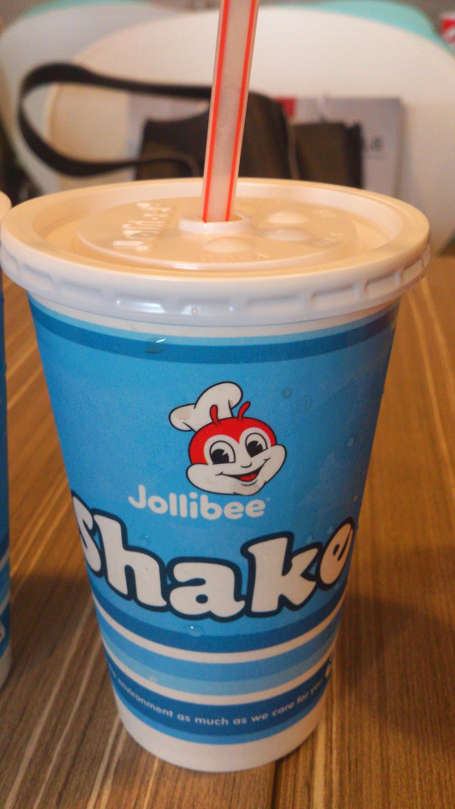 Lemon GreenTea: Affordable indulgence with new Jollibee Creamy Shakes