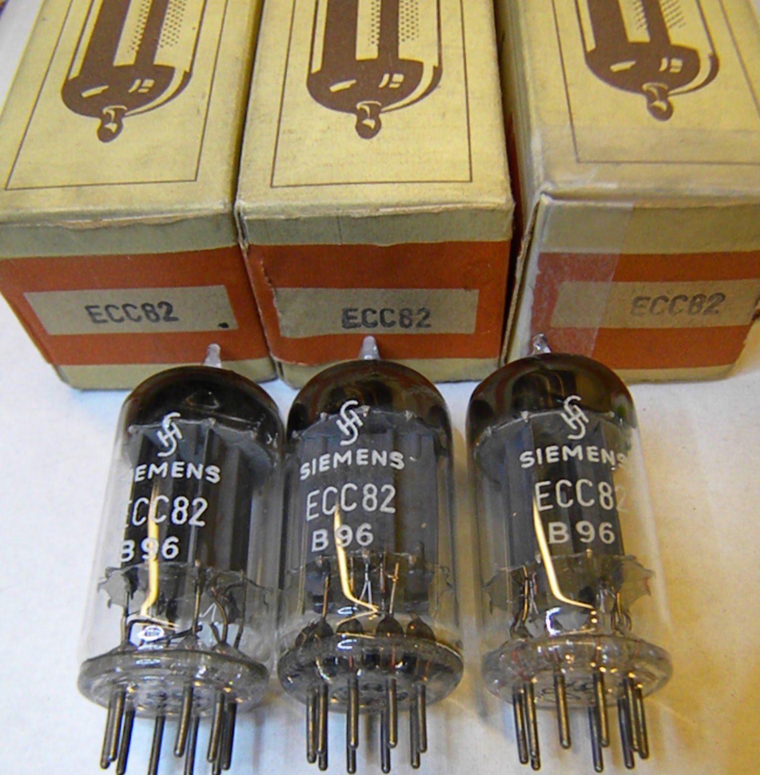 NOS Tube Store: SIEMENS ECC82 / 12AU7 Welded Plates