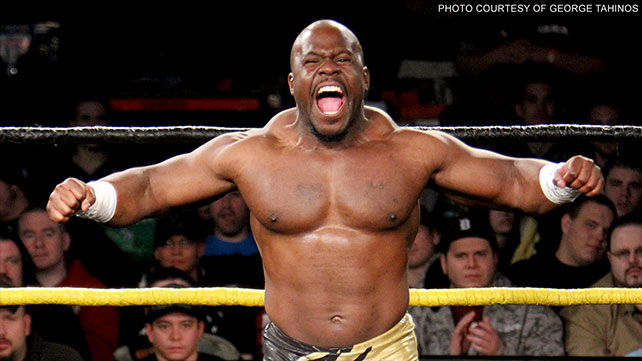 El actor Terry Crews muestra su apoyo a Uhaa Nation tras su cambio de ...