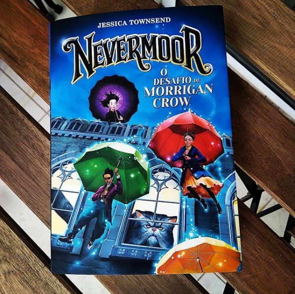 FLAMES: [DIVULGAÇÃO]: Livro: Nevermoor (Nevermoor 1)