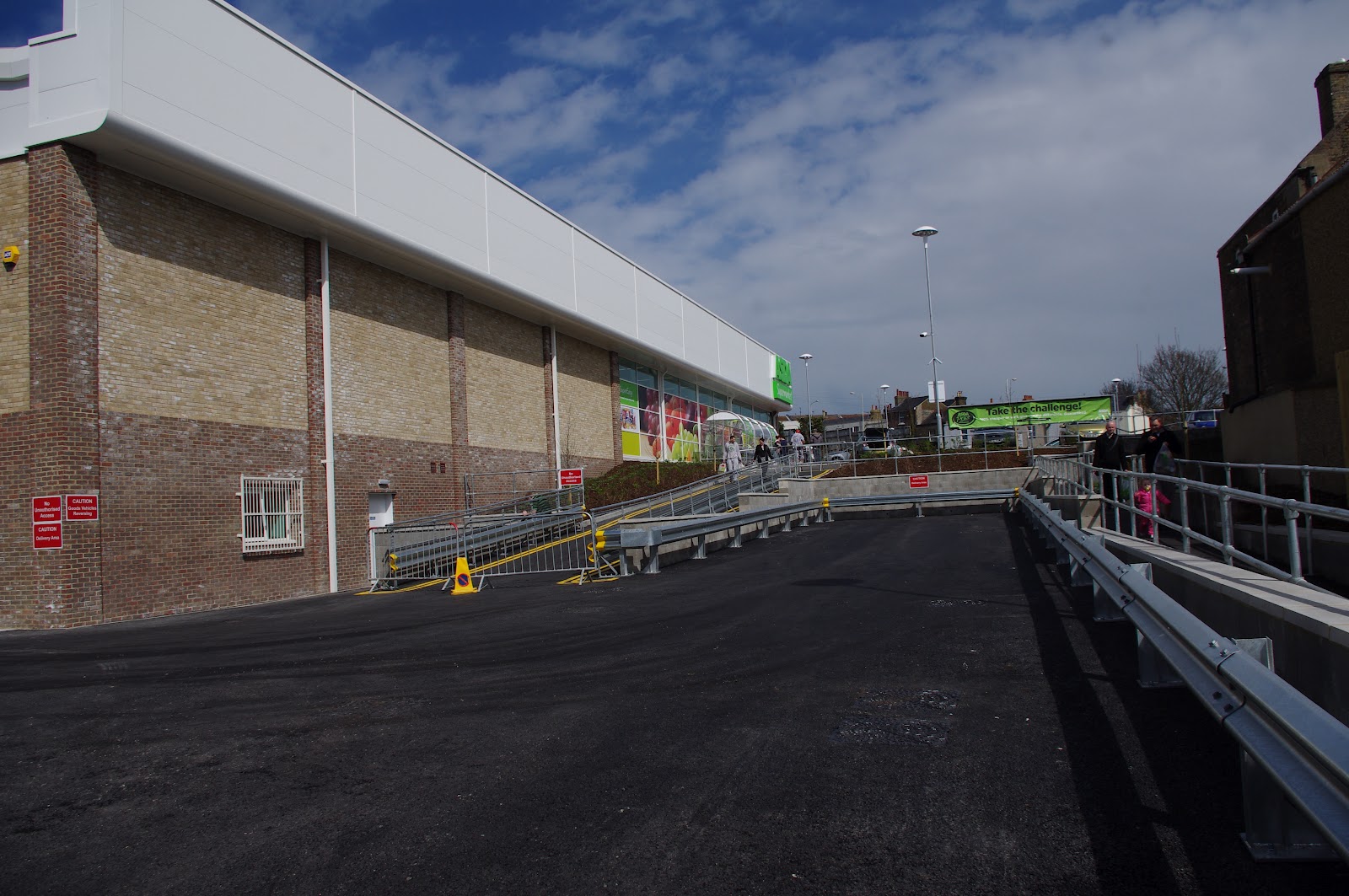 thanetonline: The new Asda Supermarket in Ramsgate