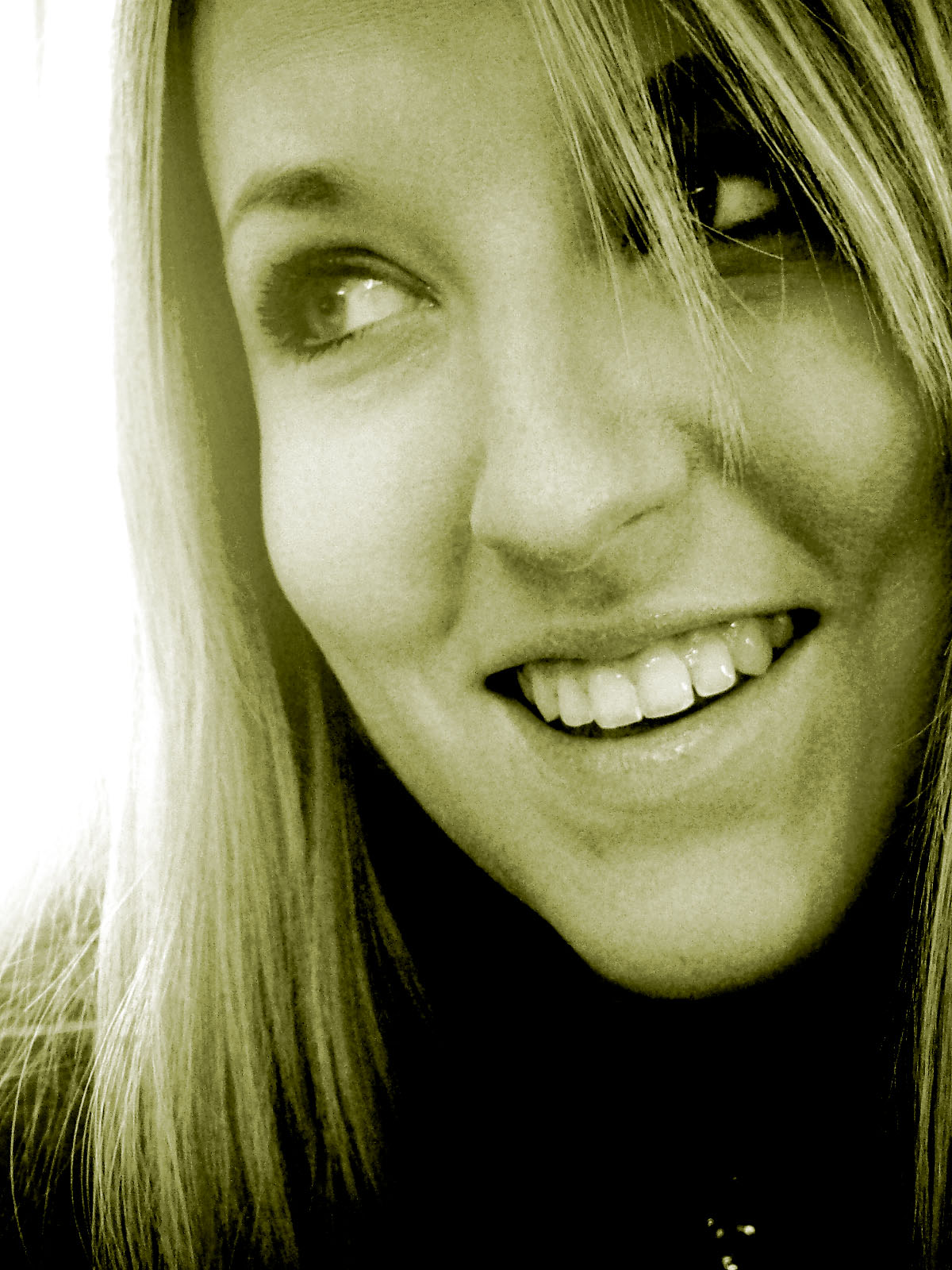 Corner Blog: Ashley Schneider Wallpapers Collection