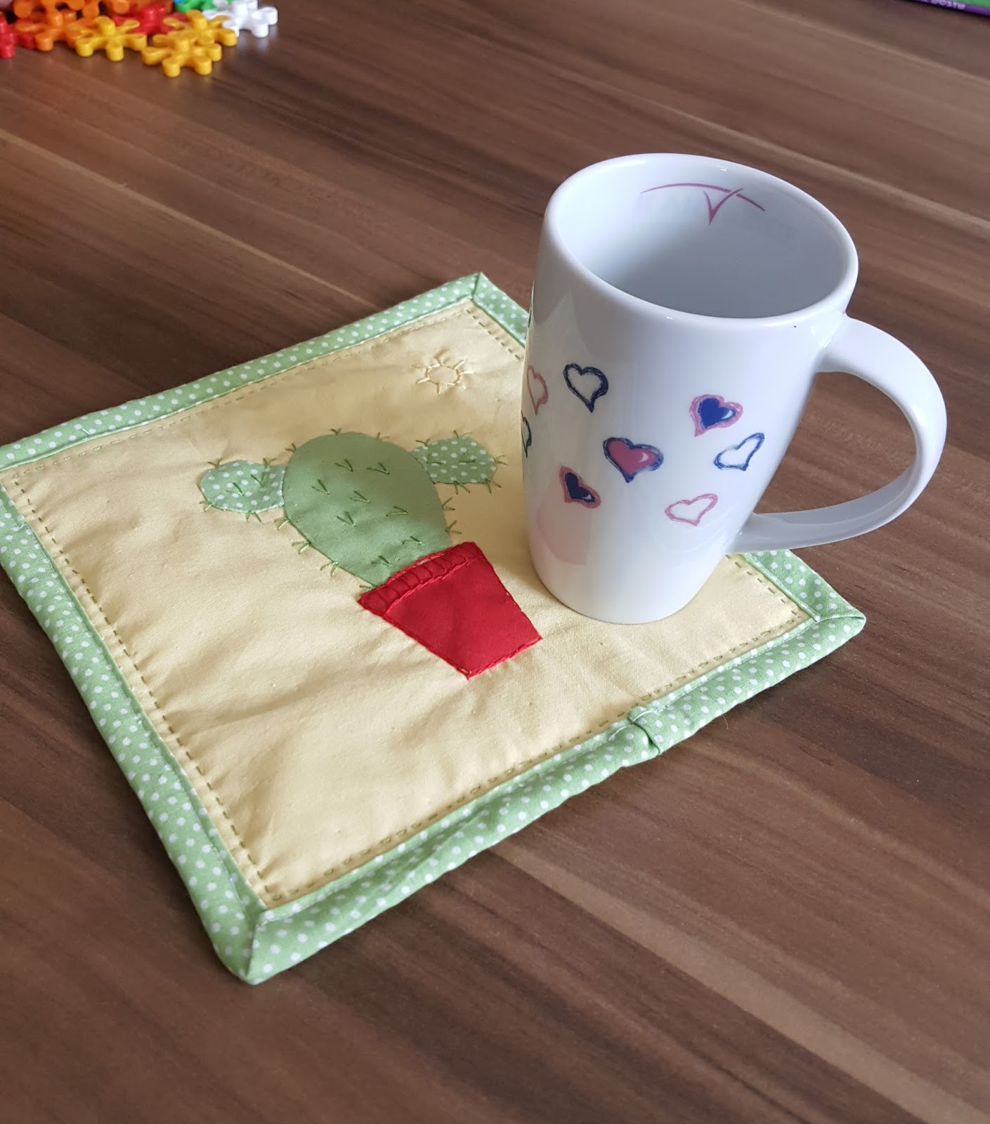 cactus mug rug tutorial | All about patchwork and quilting