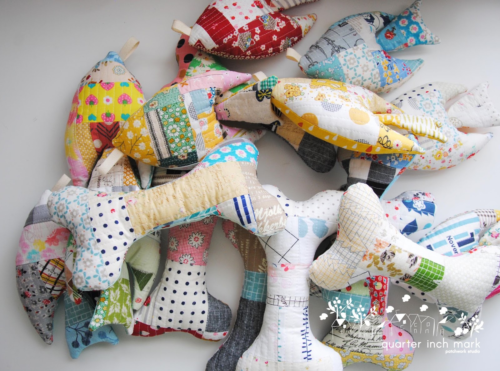 1/4" mark: Bently Fish Patchwork Sewing Pattern