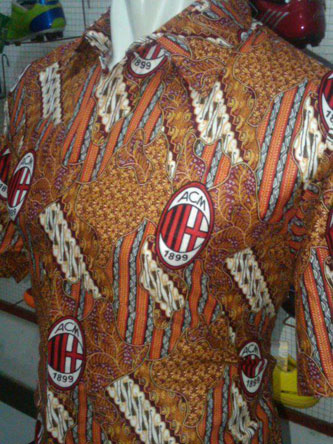 Batik Indonesia: Batik Bola Buatan Indonesia