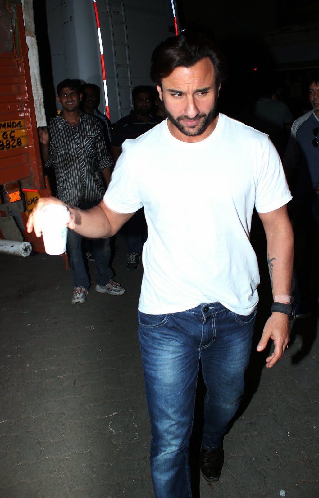 Saif Ali Khan 'Bullett Raja' promotin Event gallery - Hot PHOTOSHOOT ...