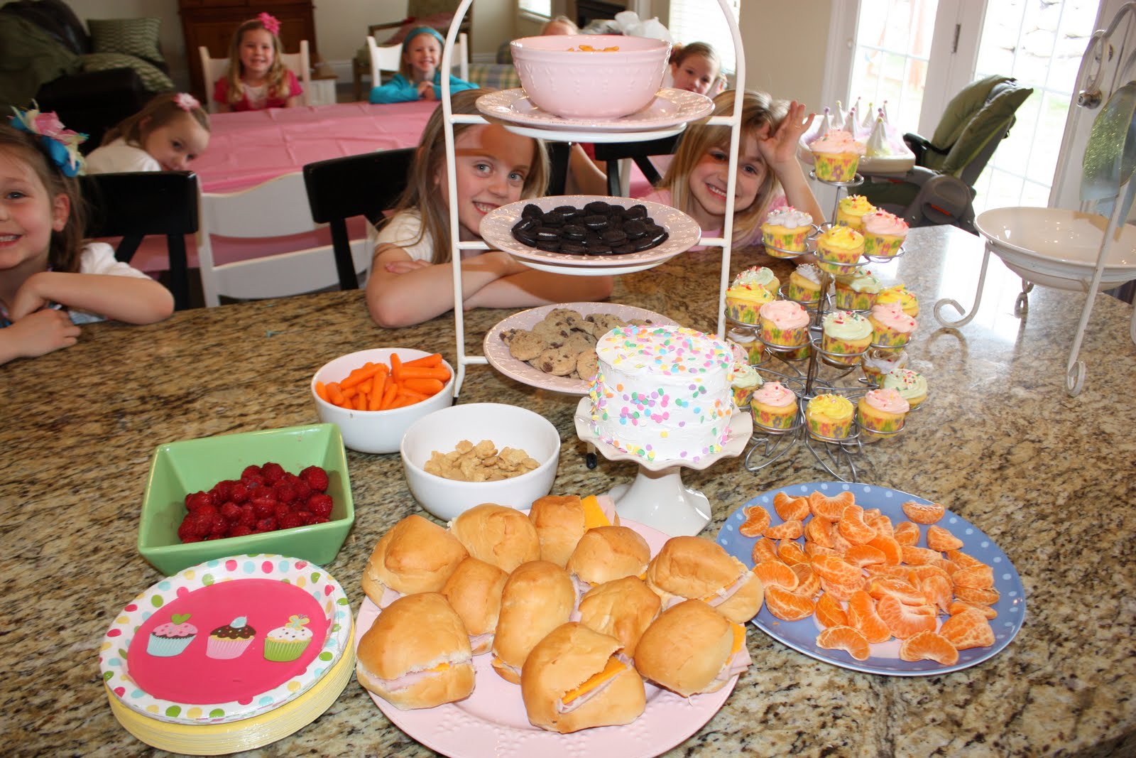 I wanna talk about me: Sammie's Teeny Tiny Party