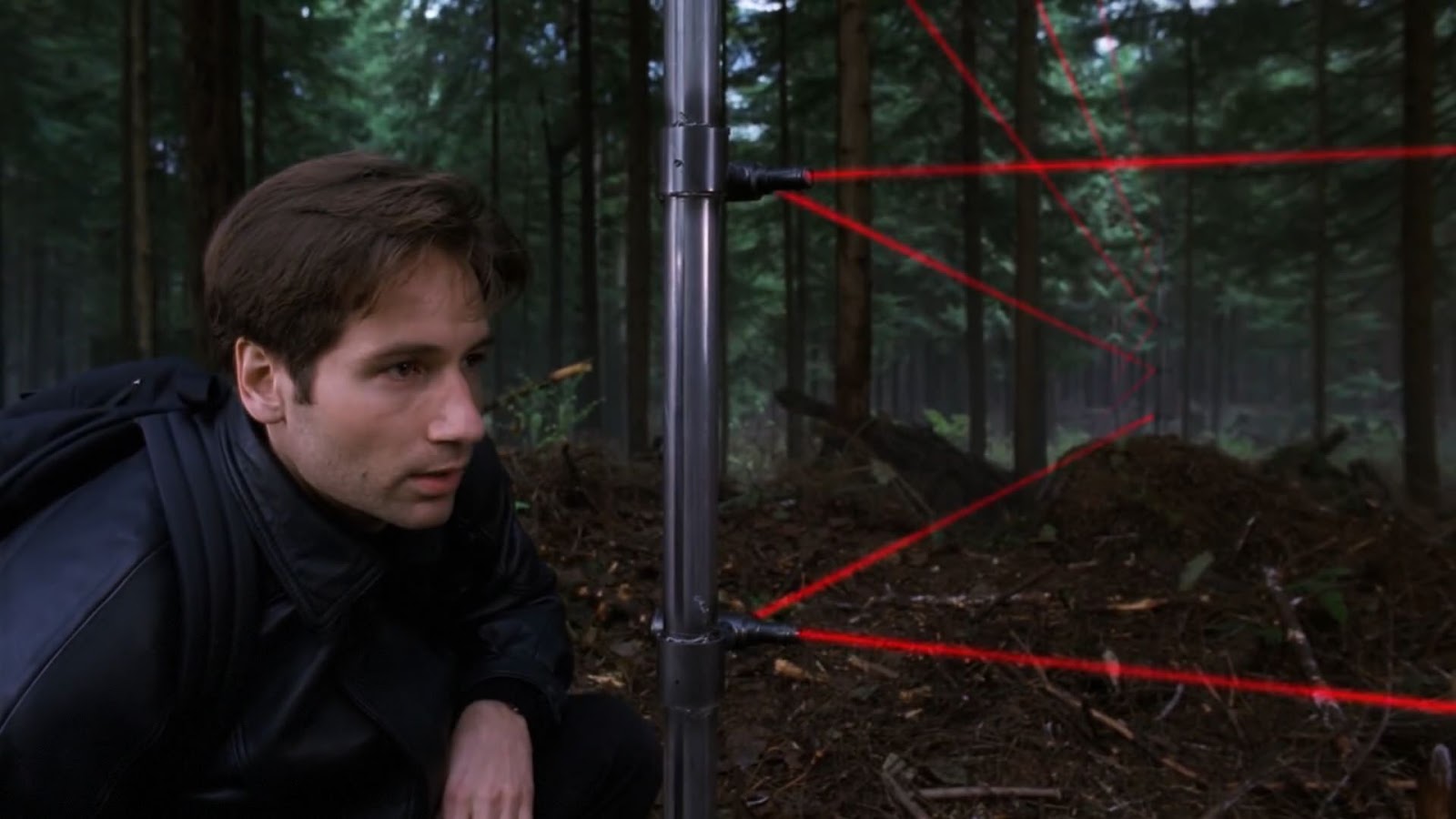 Lost in the Movies: The X-Files - "Fallen Angel" (season 1, episode 10)