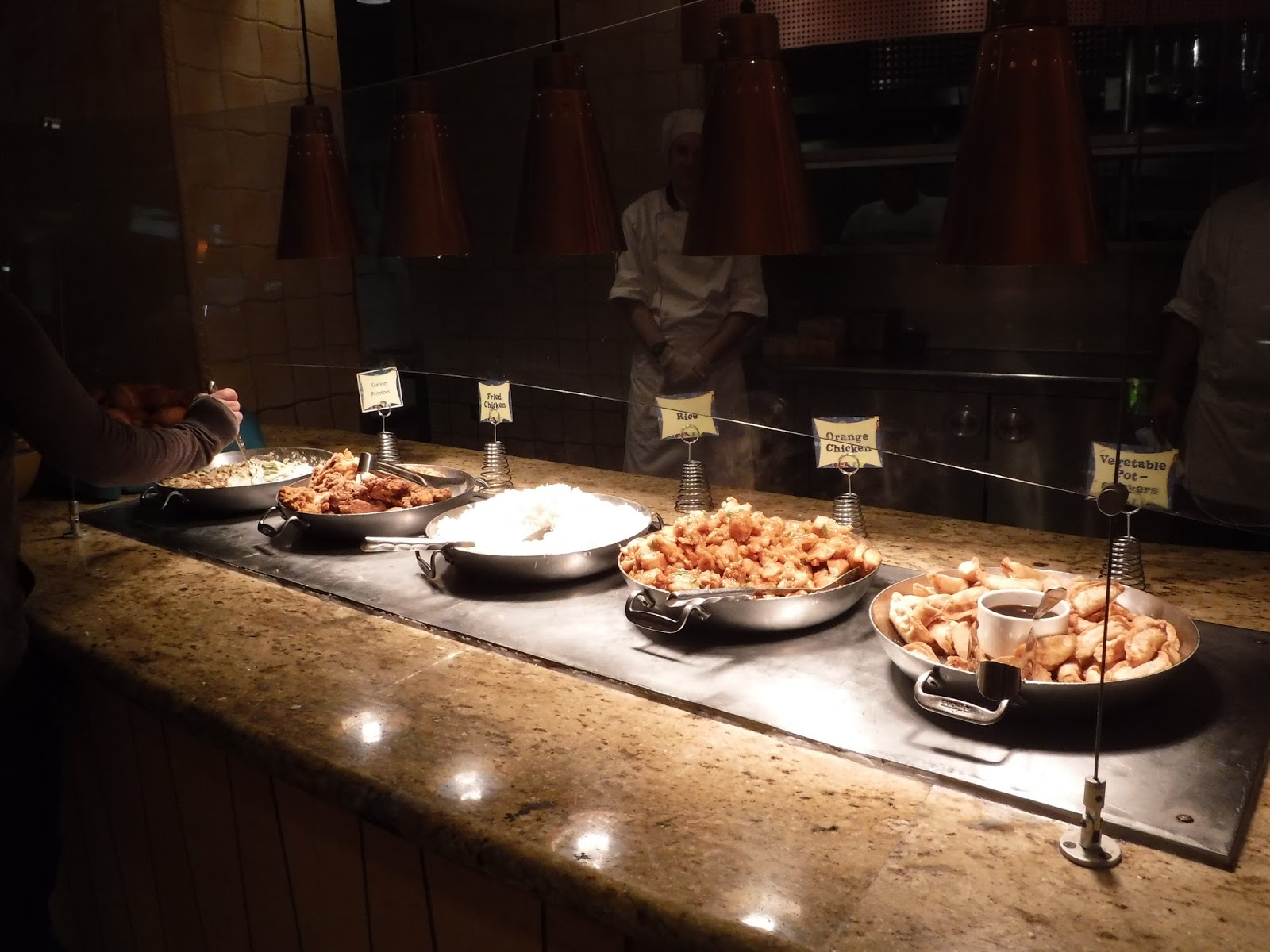 Williams Family: Disneyland Dining--Goofy's Kitchen