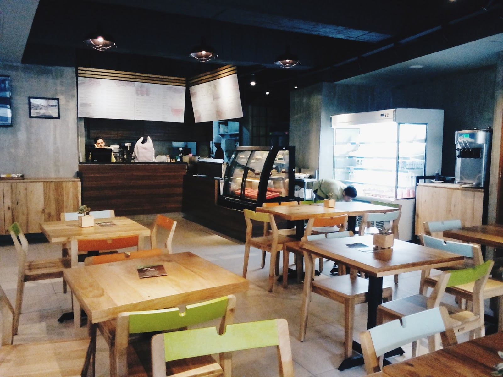 5 Reasons to Love Q Cafe | Poetic Isolation