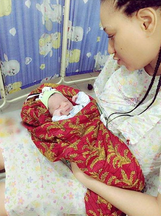 Nollywood Actress Queeneth Hilbert & Husband Welcome Baby Girl [PHOTOS ...