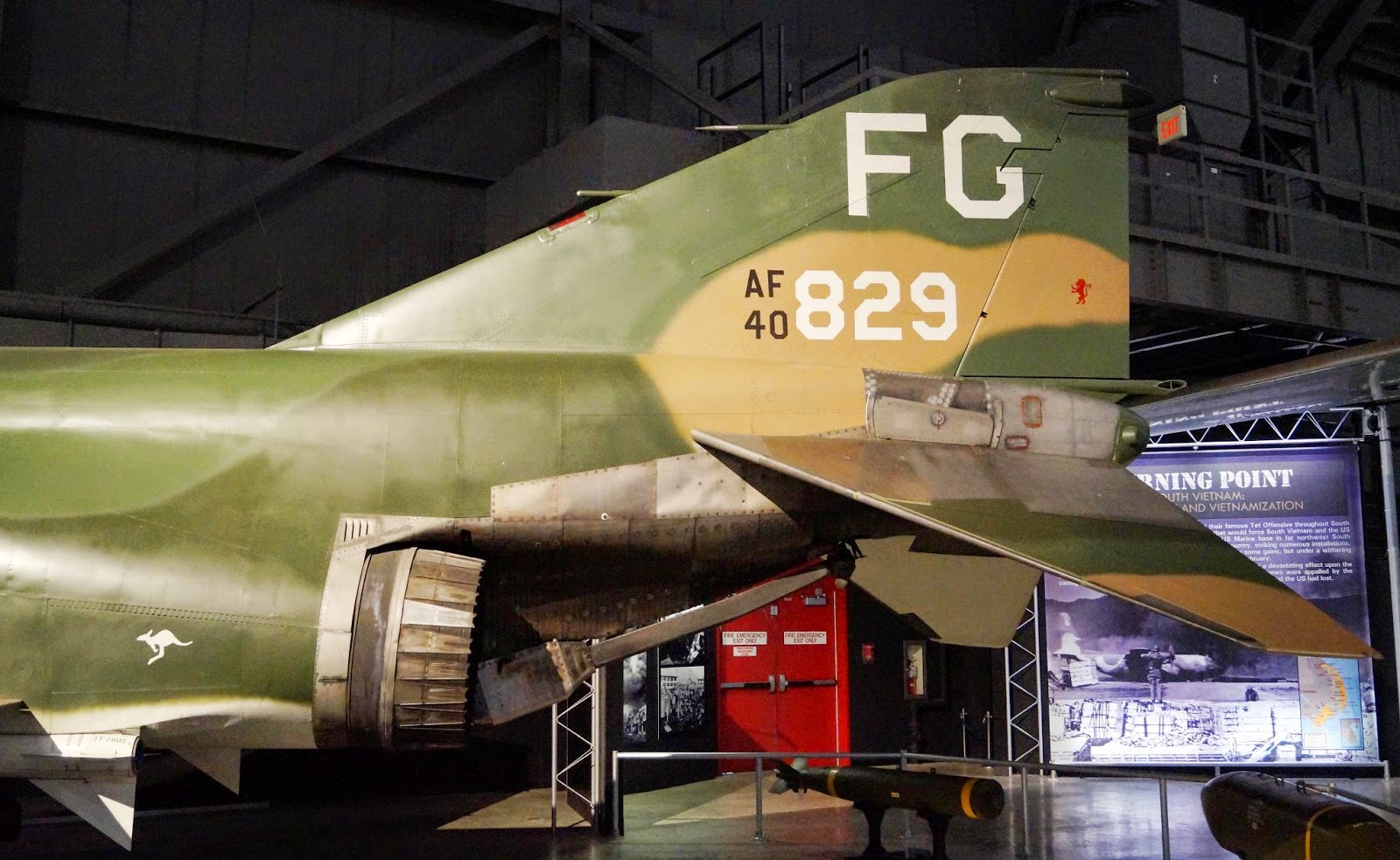 Plastic Models on the Internet: Aircraft Walkaround vol. 40: McDonnell ...