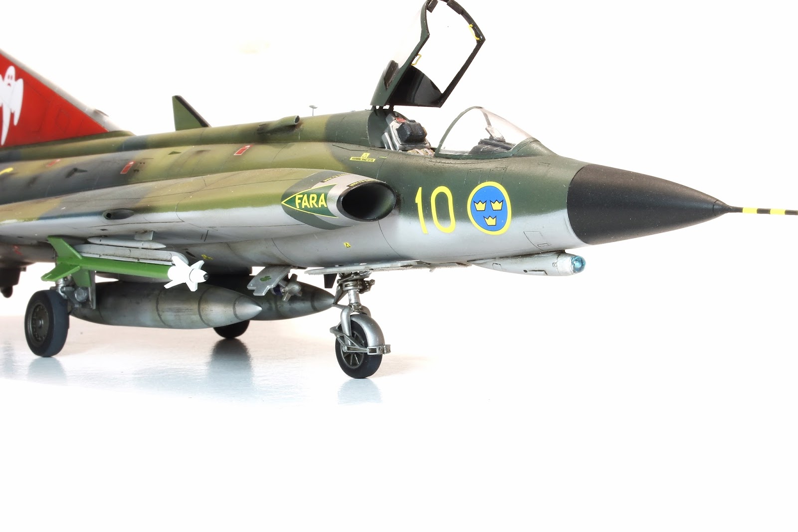 Istvan Michalko's scale models: J35F Draken - Hasegawa, 1/48 scale ...