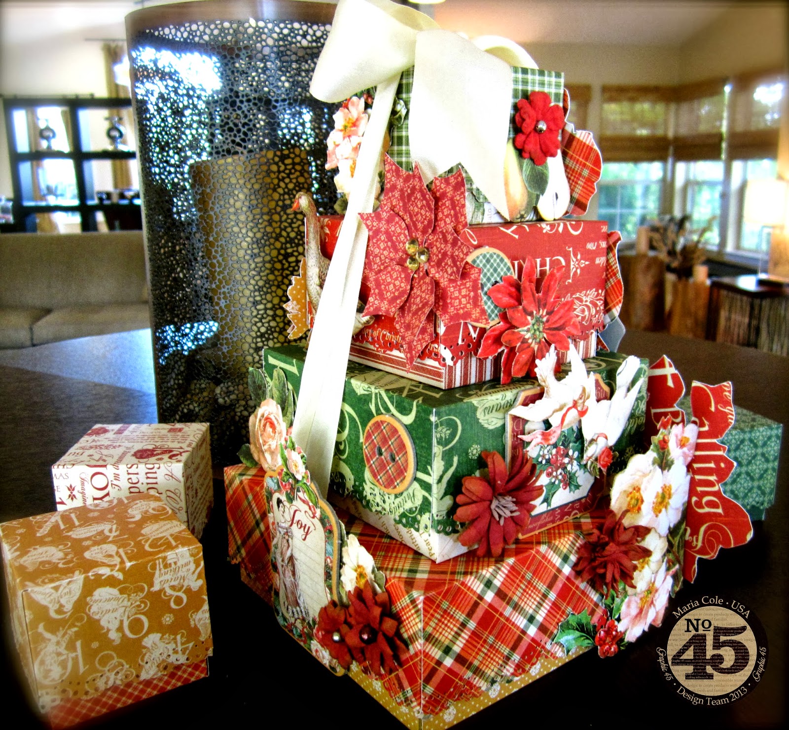 Paperiah: 12 Days of Christmas Stacking Boxes Tutorial