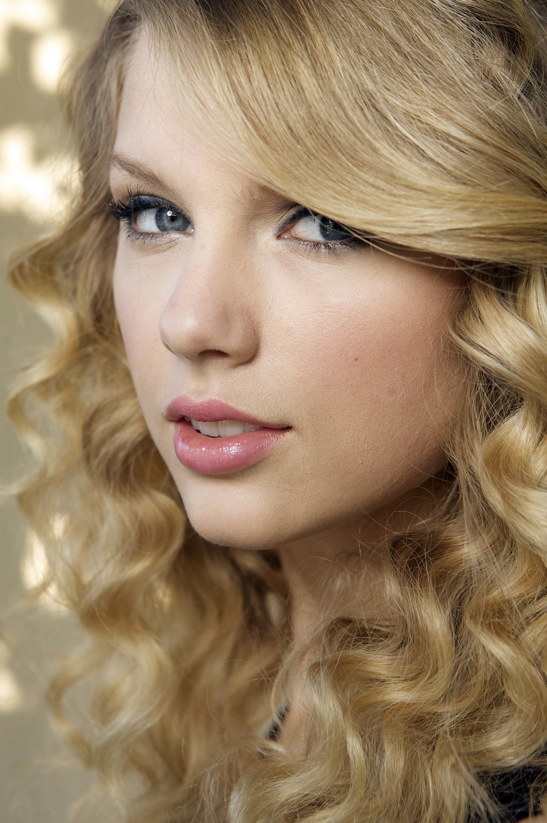 Teen Fashion News: Taylor Swift; 20 millones de discos vendidos