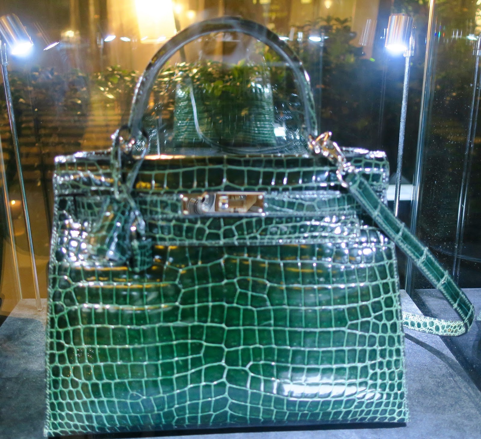 INTERNATIONAL LUXURY CONSULTING: CHRISTIE'S ..MATTHEW RUBINGER SENIOR ...