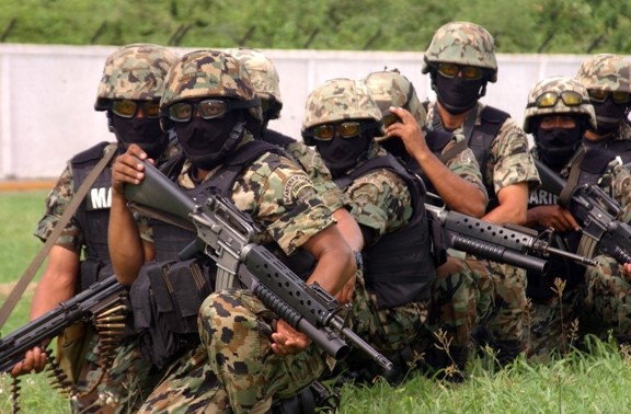 Defensa y Armas: Infantería de Marina. La élite de las Fuerzas Armadas ...