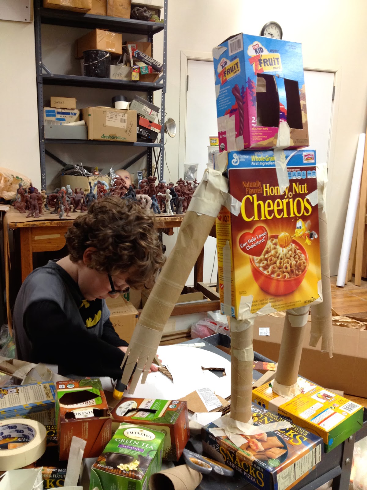 Daily Napkins: Cardboard Pacific Rim Jaeger with "Cardboard" Characters