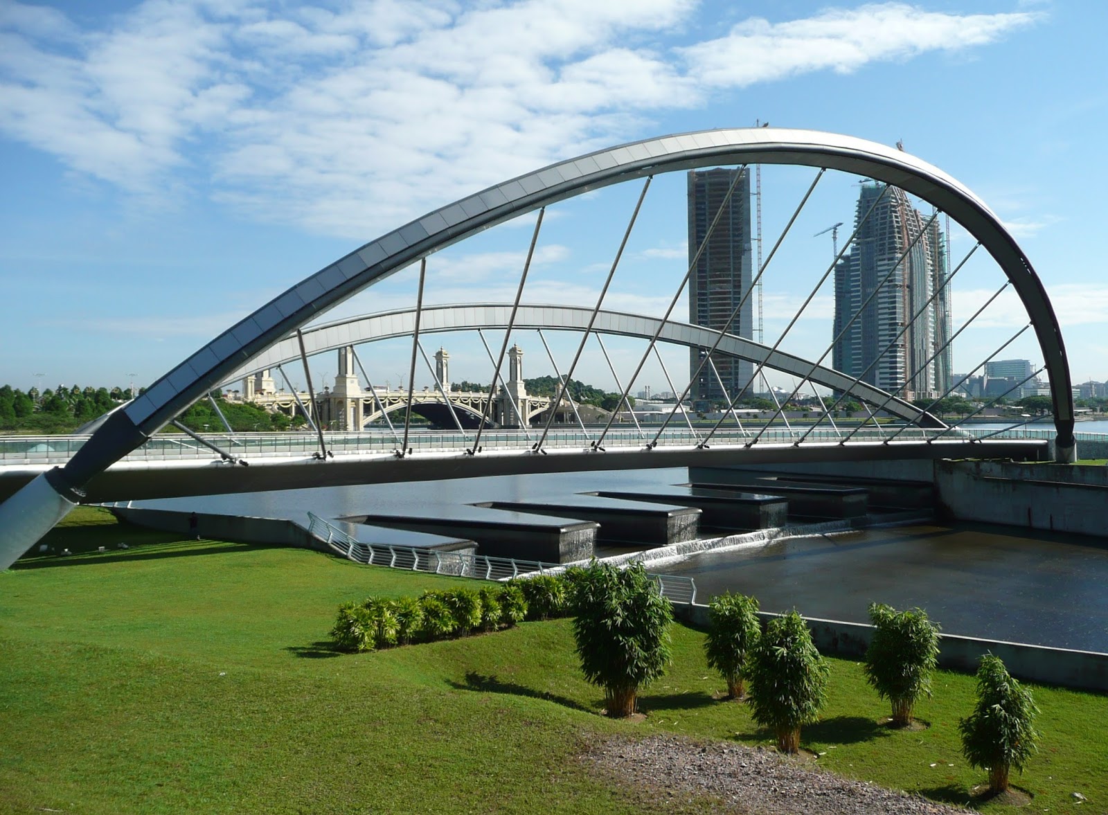 Taman-Taman Di Putrajaya Yang Harus Anda Lawati |MyRokan