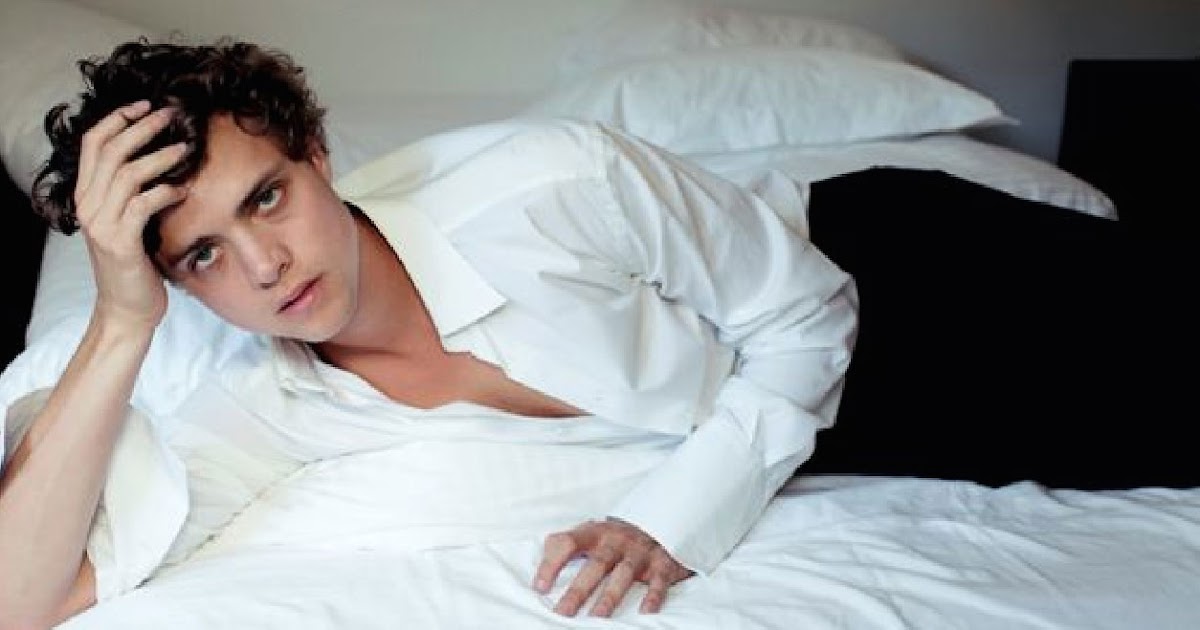 my new plaid pants: Good Morning, Gratuitous Douglas Smith