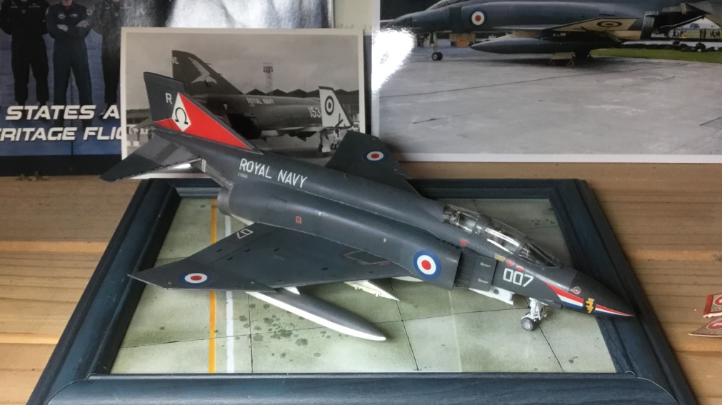FalkeEins - a modelling blog: Fujimi RAF 'Silver Jubilee' RN F-4 ...