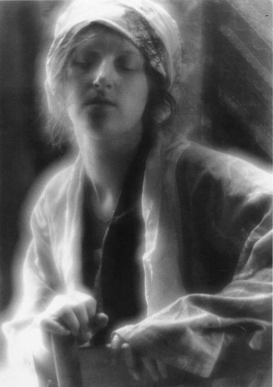 History in Photos: Imogen Cunningham