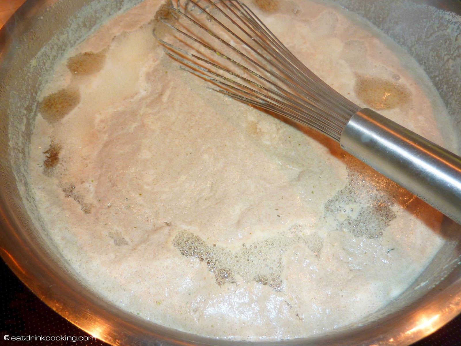 eatdrinkcooking: Brühe bzw. Suppe mit Eiweiß klären