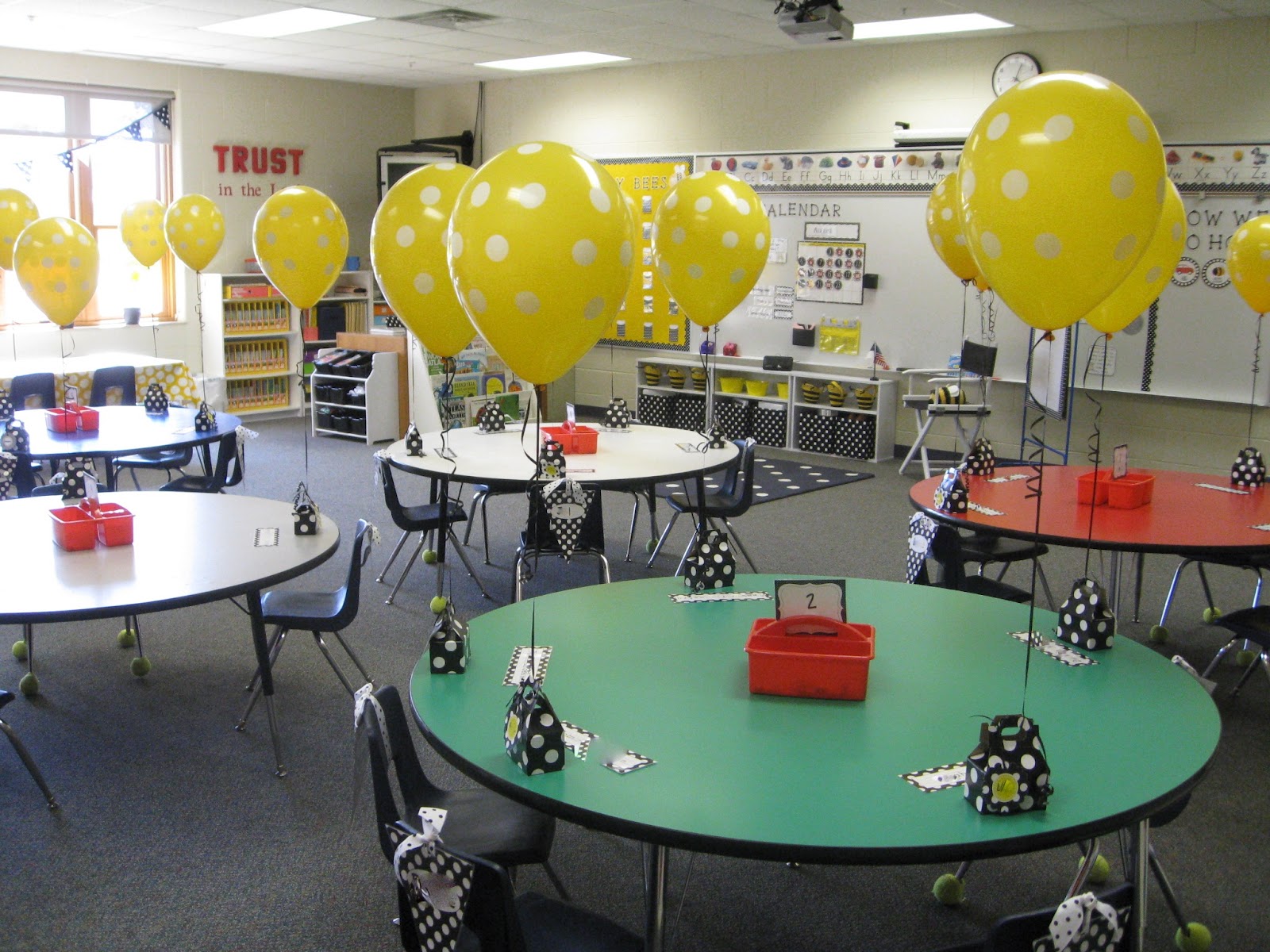 School Day Love: Polka Dots and Bees!