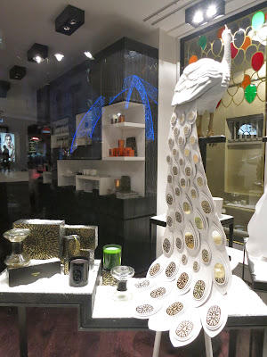 RetailStoreWindows.com: Diptyque, London