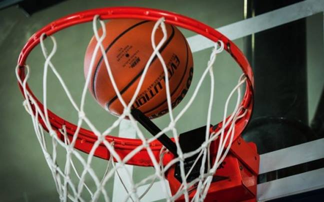 etoliko news: ΤΟΥΡΝΟΥΑ ΜΠΑΣΚΕΤ ΣΤΗΝ ΠΛΑΤΕΙΑ ΑΙΤΩΛΙΚΟΥ