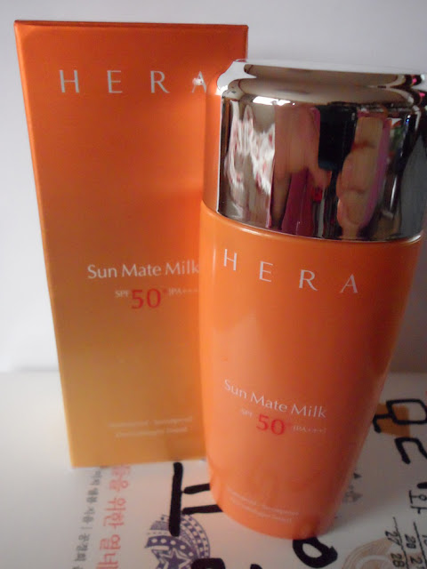 Fashion Holic: HERA Sun Mate Milk 100 SPF50 75ml