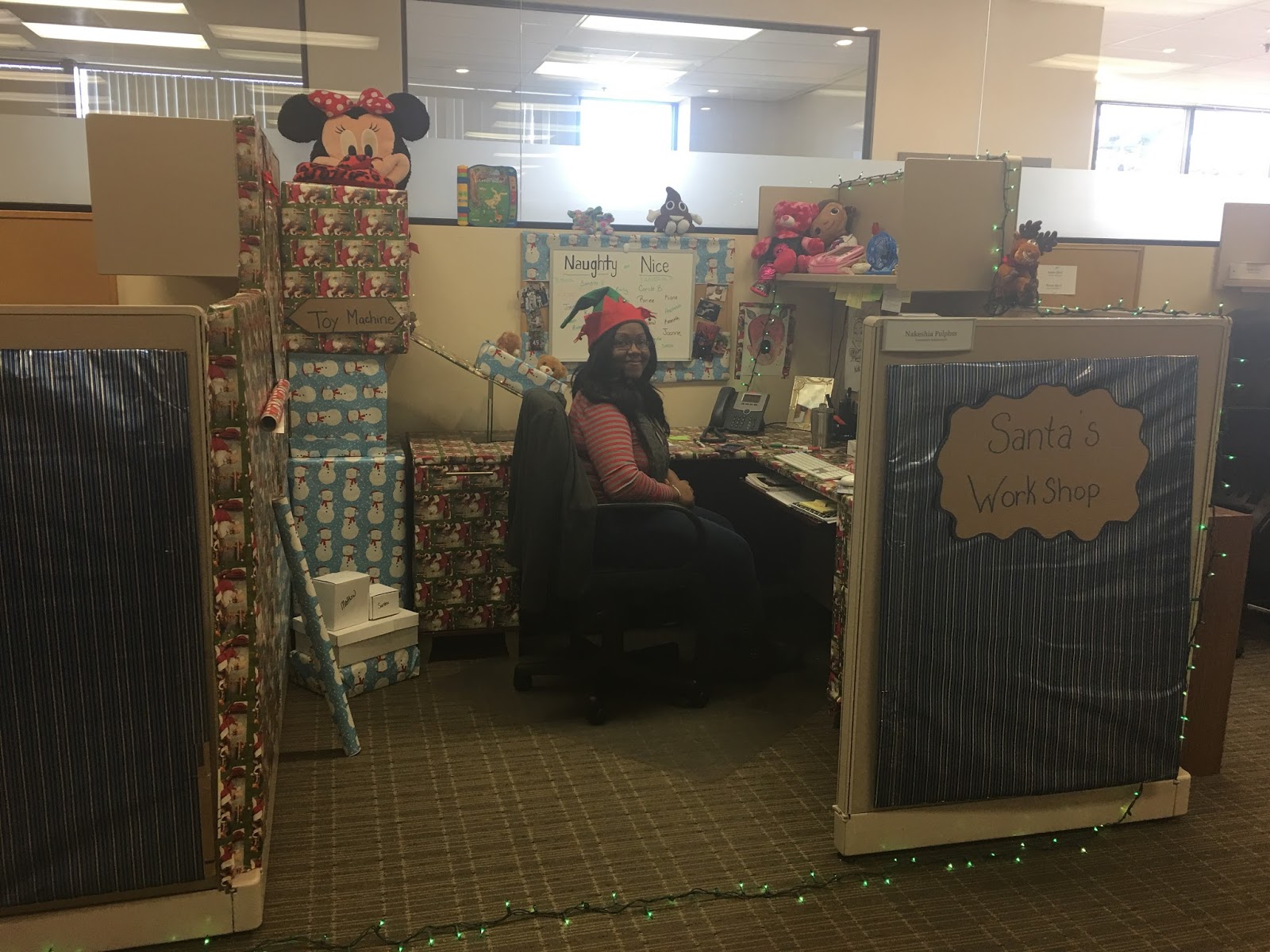 Cubicle Decorating Contest