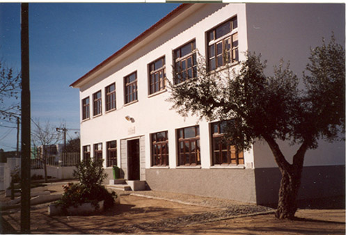 As nossas Escolas Primárias: Escola Primária de Bairro da Comenda