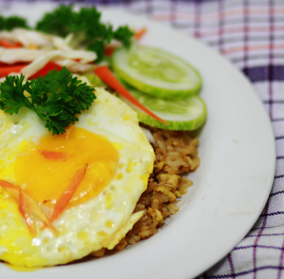 Fried Rice with half raw egg - endyDaniel
