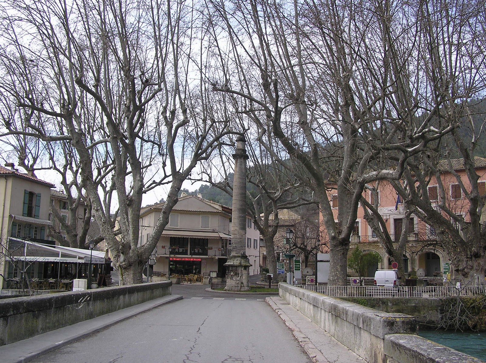 Wandering Voyager: Santon Museum in Fontaine de Vaucluse