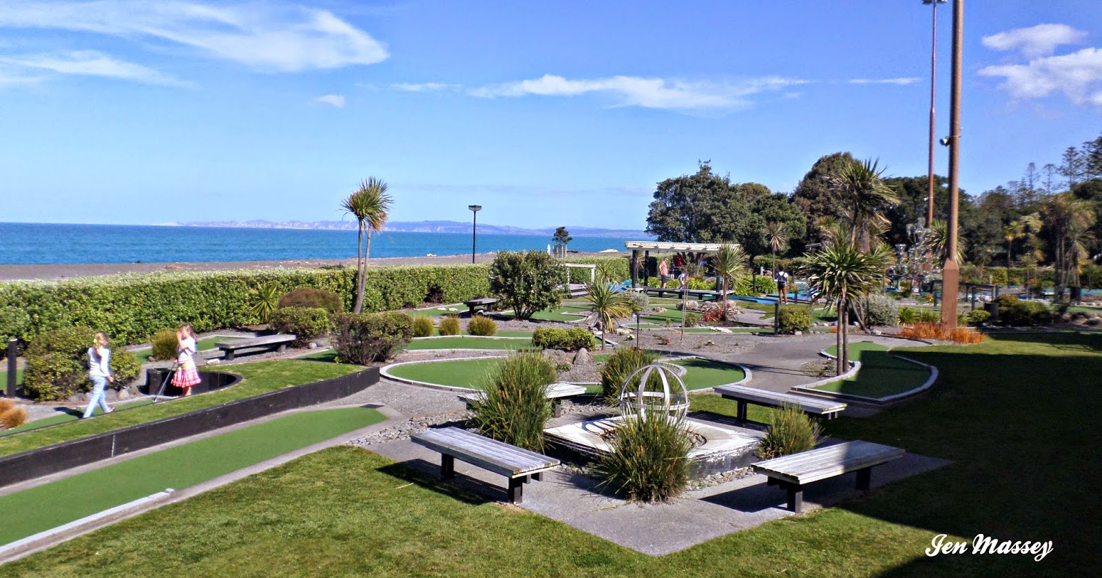 Napier Daily Photo: Mini Golf on Marine Parade