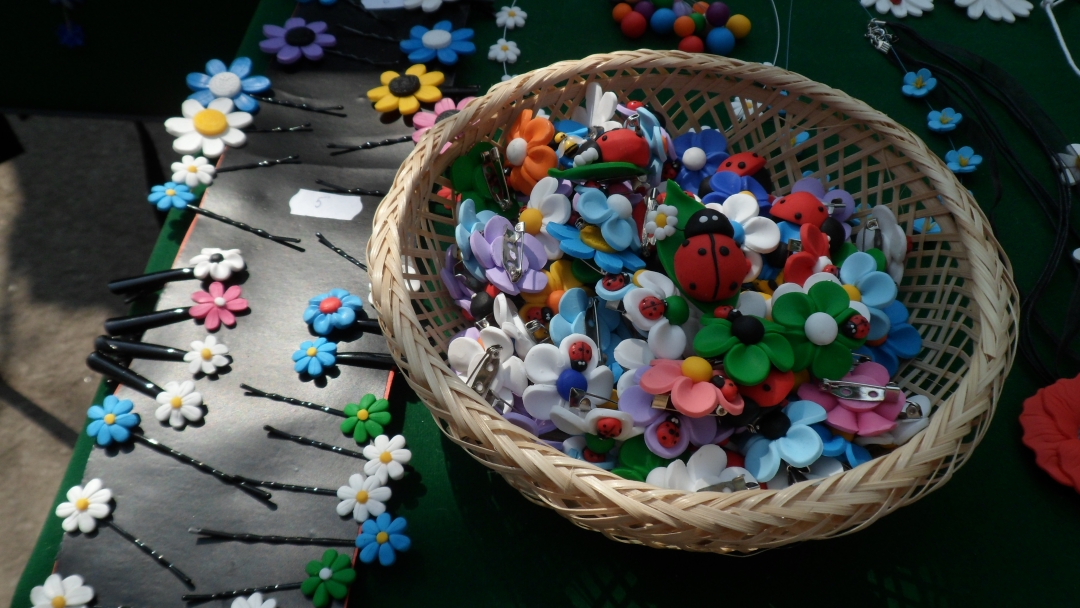 Handmade Creations: IMAGINI DE LA TARGURI