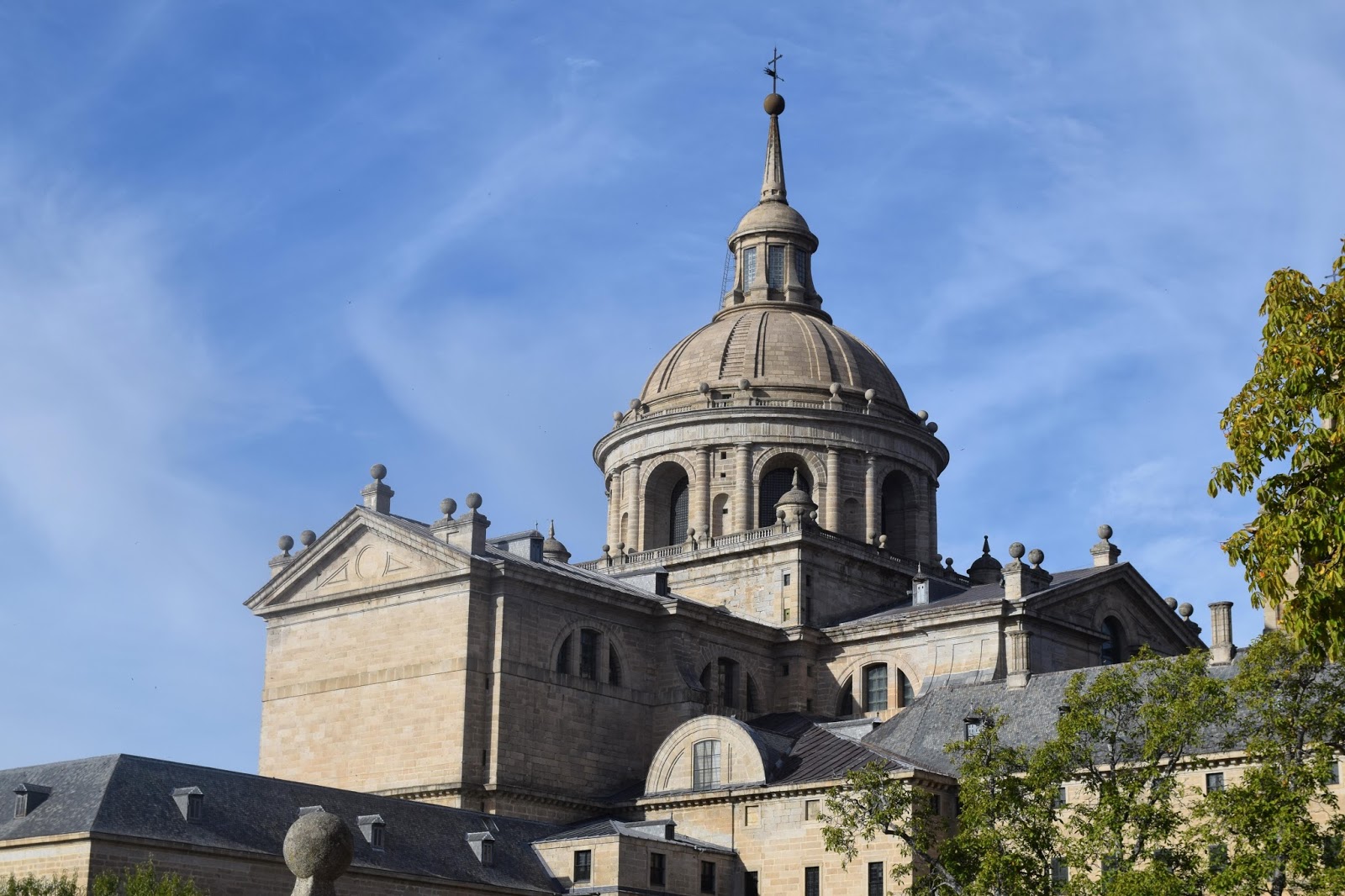 Monasterio de San Lorenzo de El Escorial (Madrid) - Un Destino Entre ...