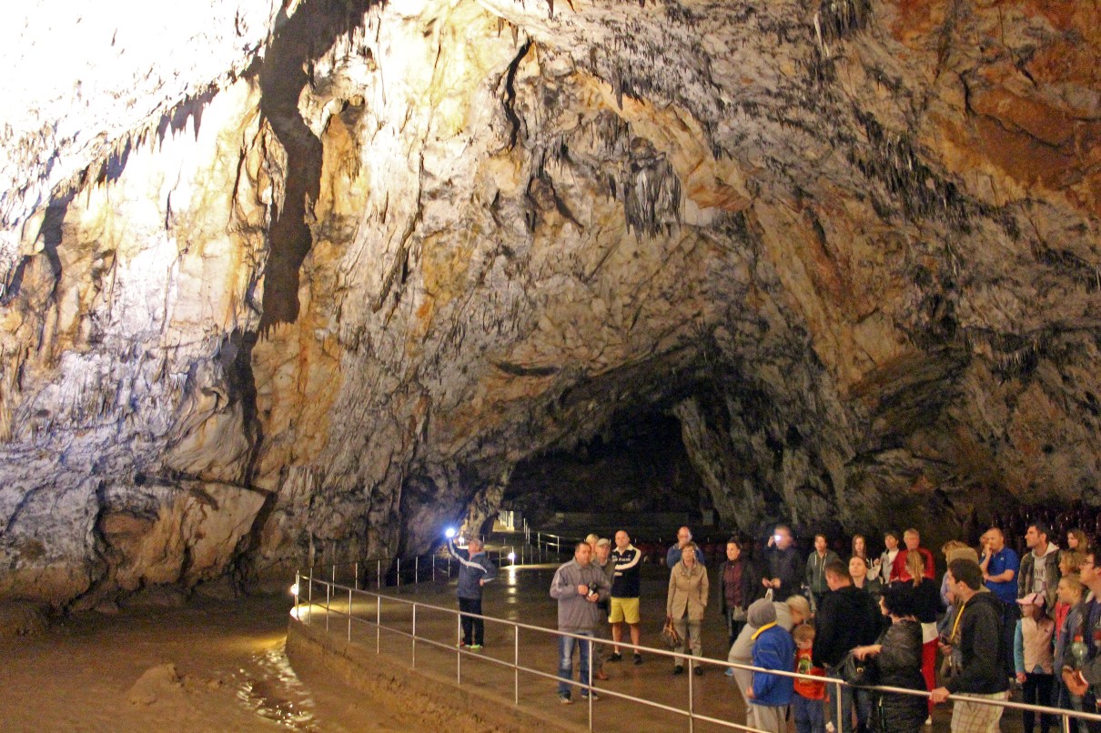 the viewing deck: Hungary 3-Days Trip 4th part; inside the Caves of ...