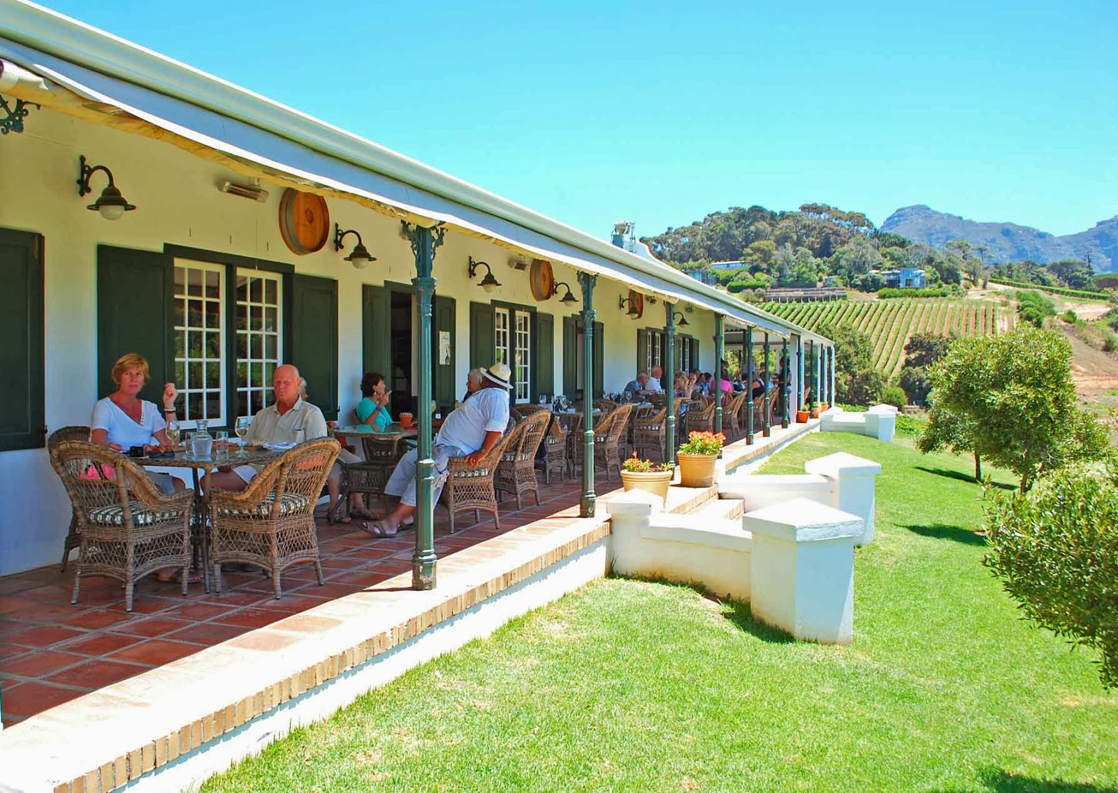 .: The new tasting room at Constantia Glen